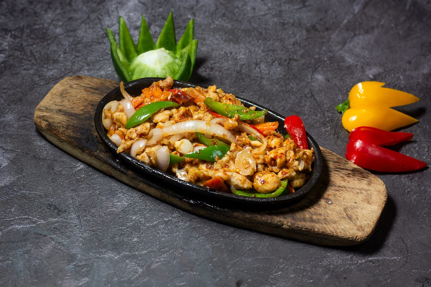 How Restaurants Serve Sizzling Dishes to Tempt Patrons
