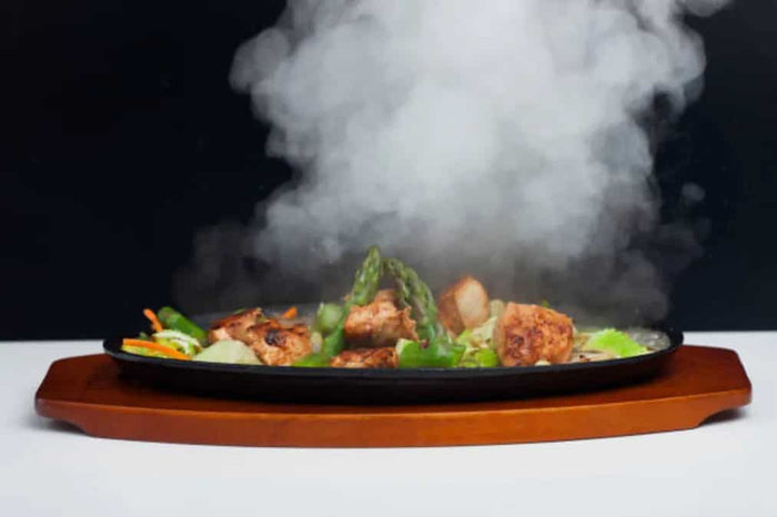 Benefits of Using a Sizzling Platter to Transform Your Culinary Creati
